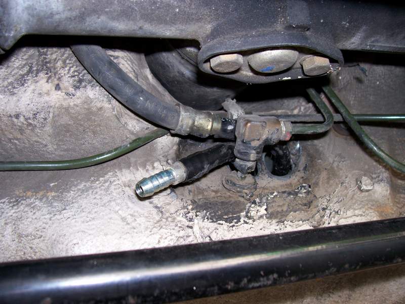 Replacing fuel lines in an '81 911 SC - Pelican Parts Forums