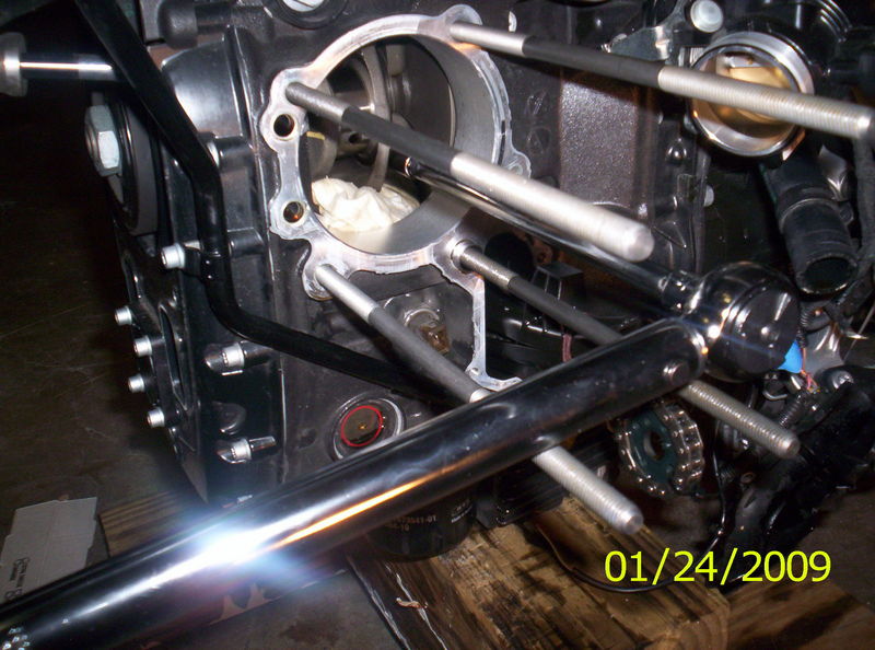 Warning Bike Guts! Piston and Rod Job Underway :) - Page 5 - Pelican ...