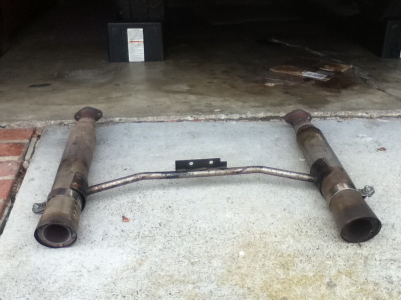 FS: 911 SuperTrapp Megaphones and Bracket assembly - Pelican Parts Forums