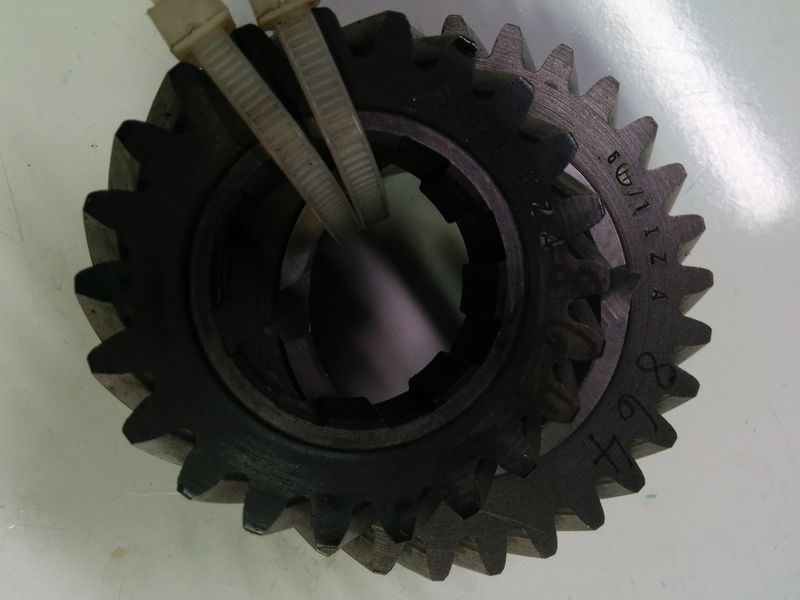 FS: 901 ZA and V matched gear sets - Pelican Parts Forums