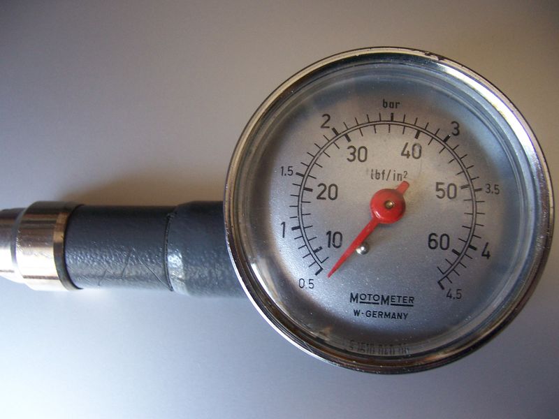 MotoMeter air pressure gauge - Pelican Parts Forums