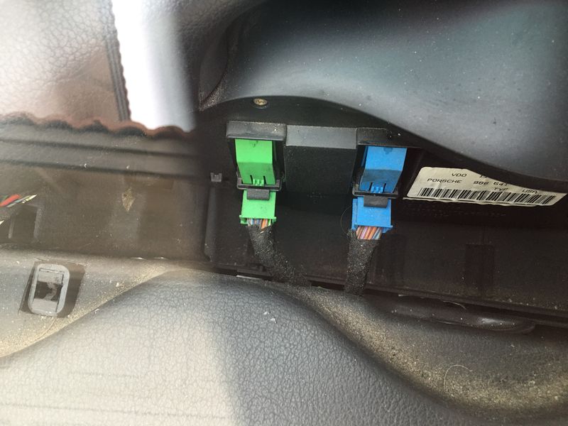 Help Request: Rear Spoiler switch wiring - Pelican Parts Forums
