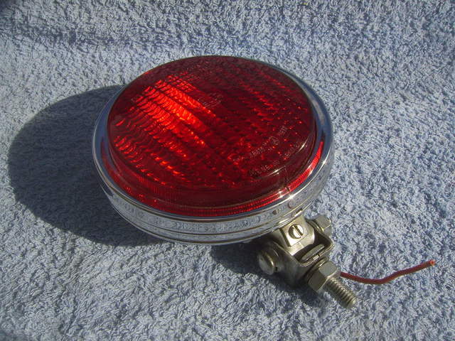 FS: Hella Red Rear Fog Light - Pelican Parts Forums