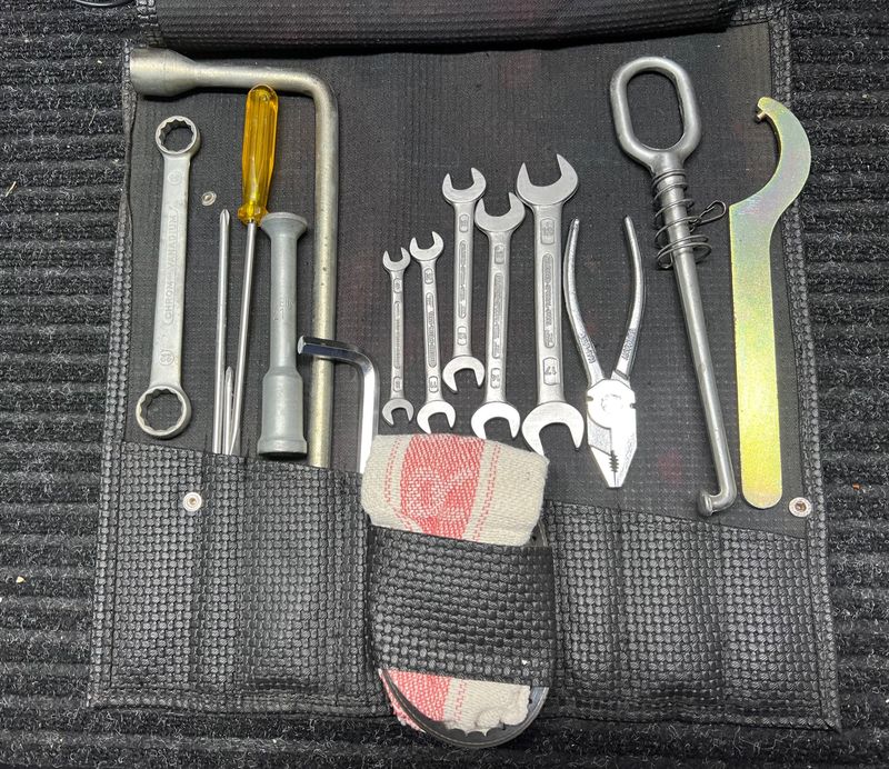 Porsche Tool Kit 1974-1977 911, 911S, & Carrera $850 - Pelican Parts Forums