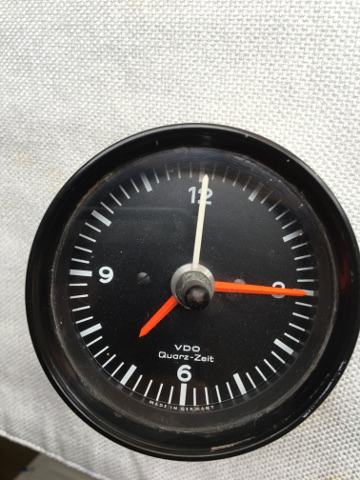 FS: VDO Quartz Clock dated 5.73 (see pic) - Pelican Parts Forums